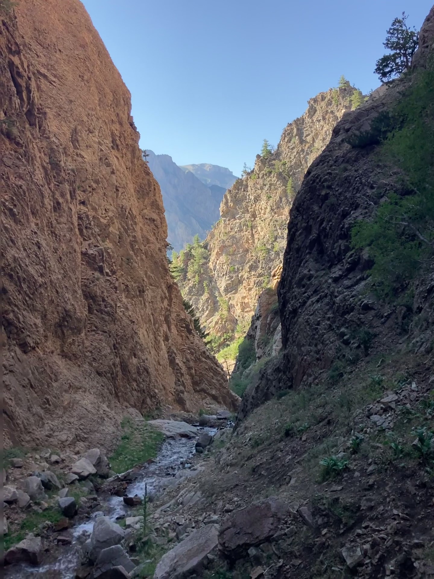 Visitor Guide to Bridal Veil Falls (Clark Fork's Canyon) - Powell